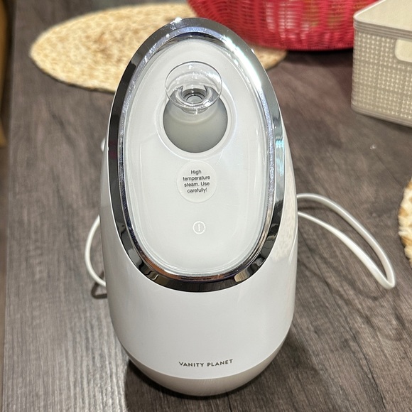 Vanity Planet | Skincare | Vanity Planet Aira Facial Steamer | Poshmark